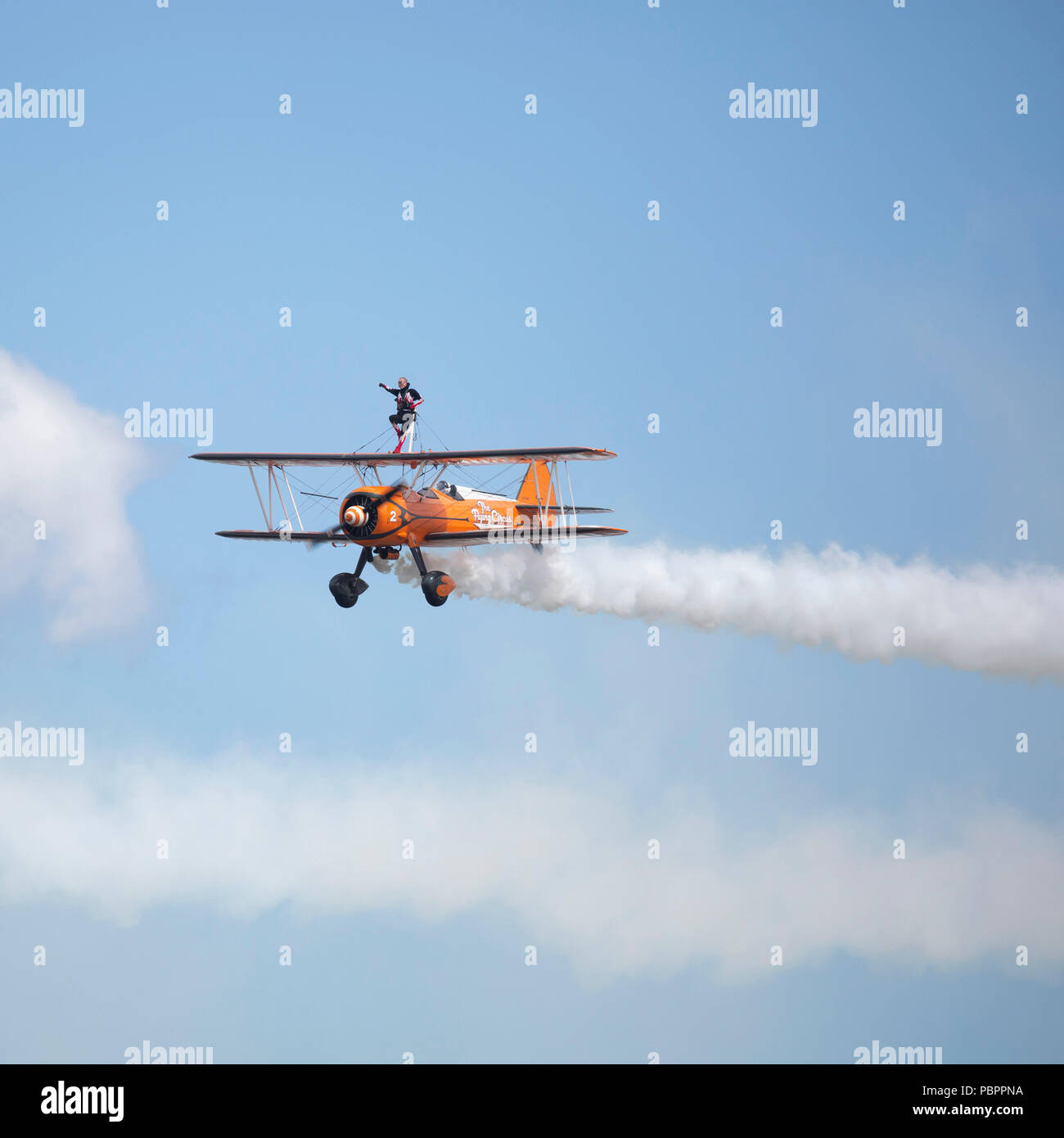 Wingwalker airplane biplane flying hi-res stock photography and images ...