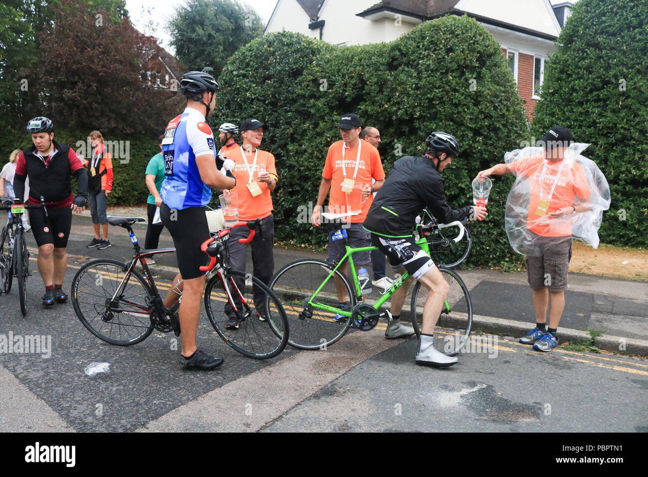 Cycling pit stop hi-res stock photography and images - Alamy