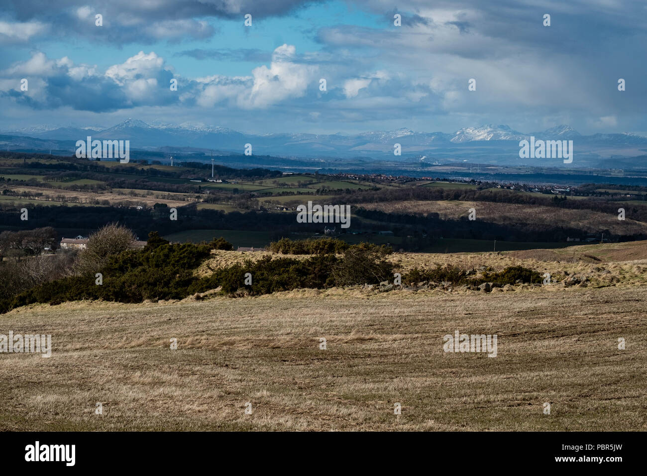 Snow ochil hills hi-res stock photography and images - Alamy