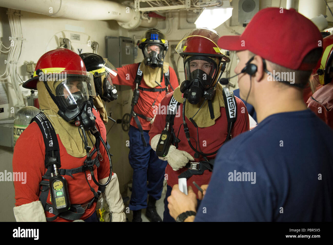 180723-G-ZV557-1064 PACIFIC OCEAN (July 23, 2018) Coastguardsmen aboard ...