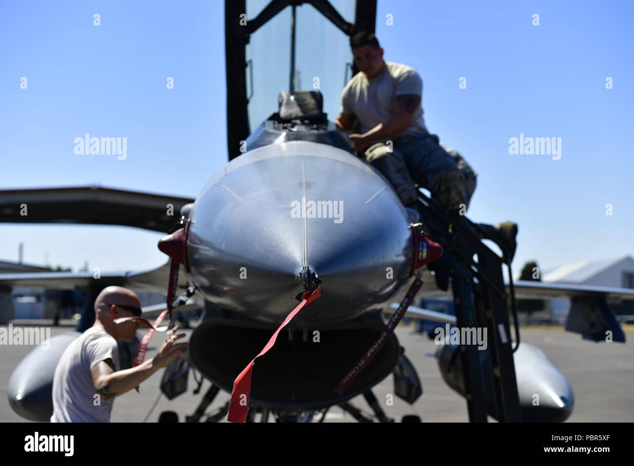 Crew chiefs assigned to the 142nd Fighter Wing, Oregon, perform post ...