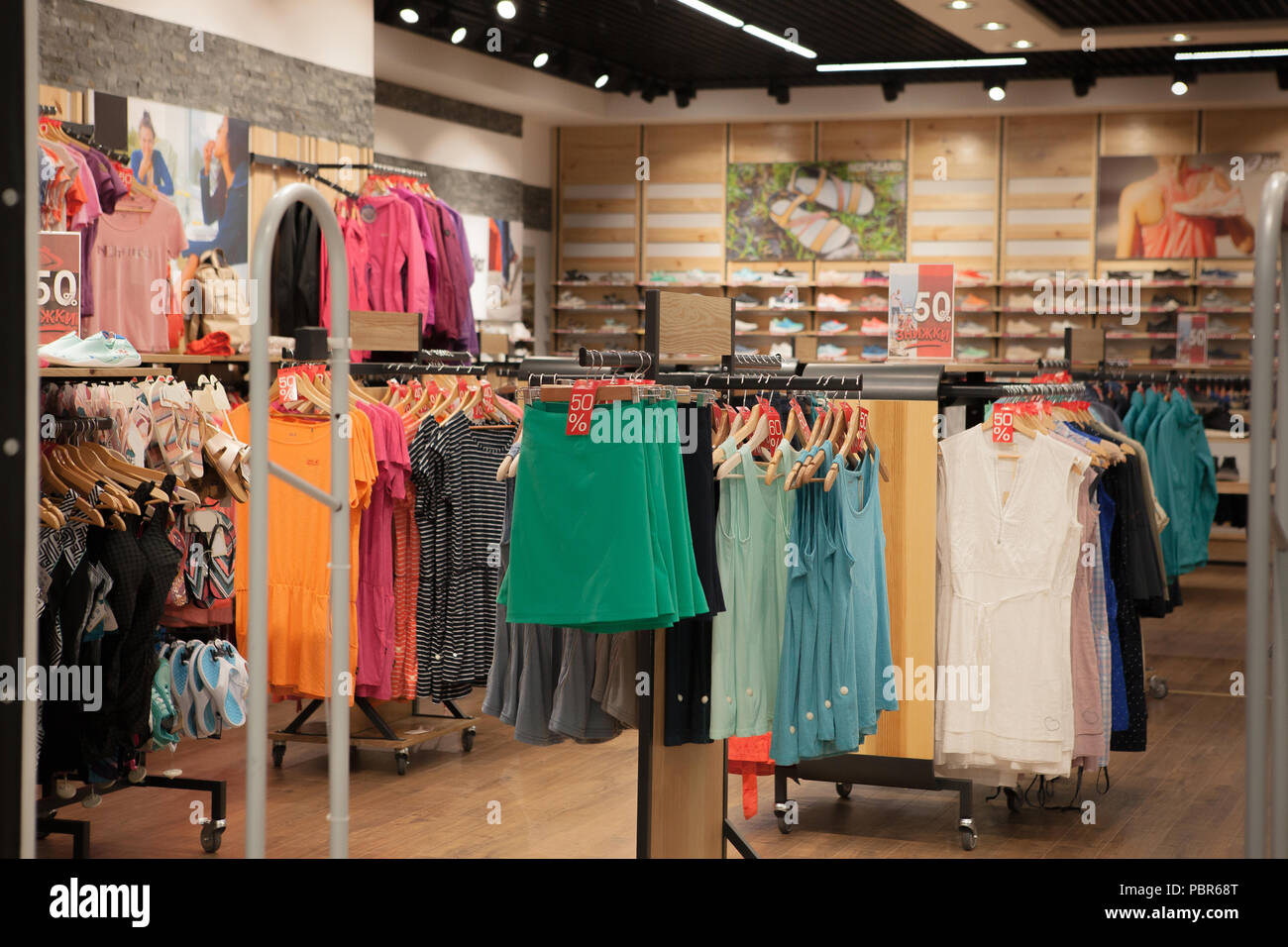 Discount Clothing Stores