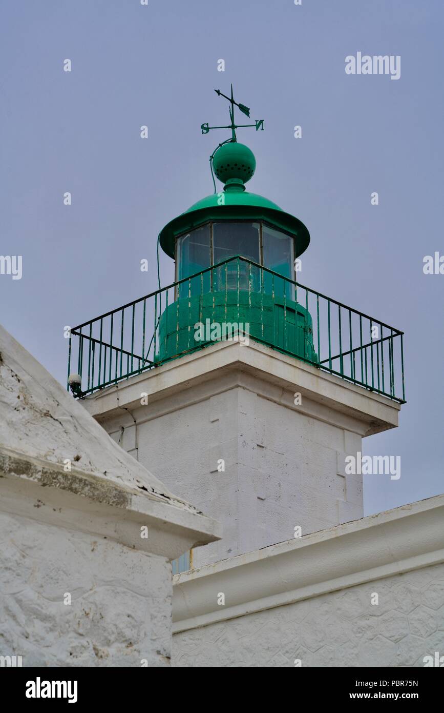 White green lighthouse hi-res stock photography and images - Alamy