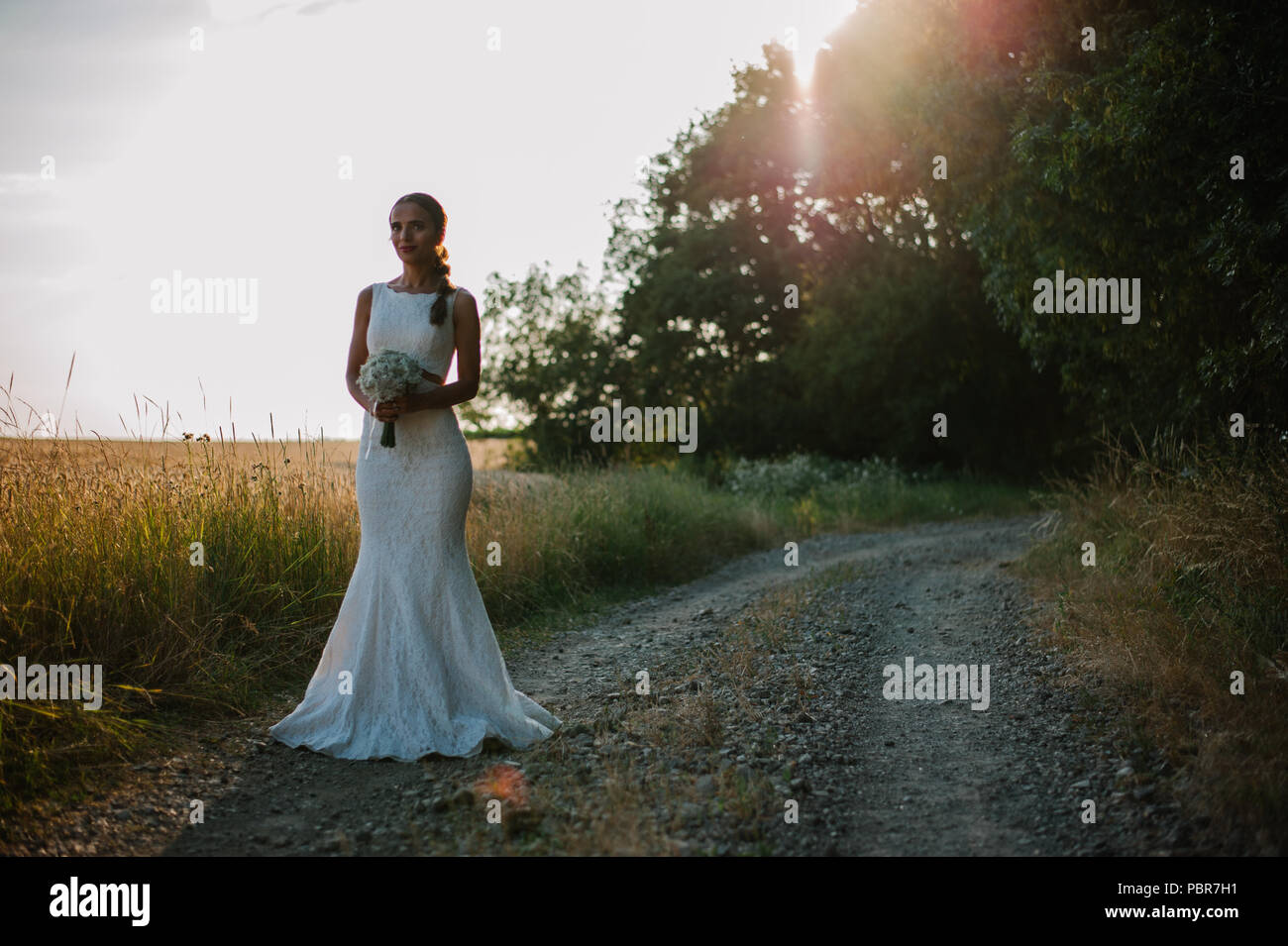Bride portrait shooting Stock Photo - Alamy