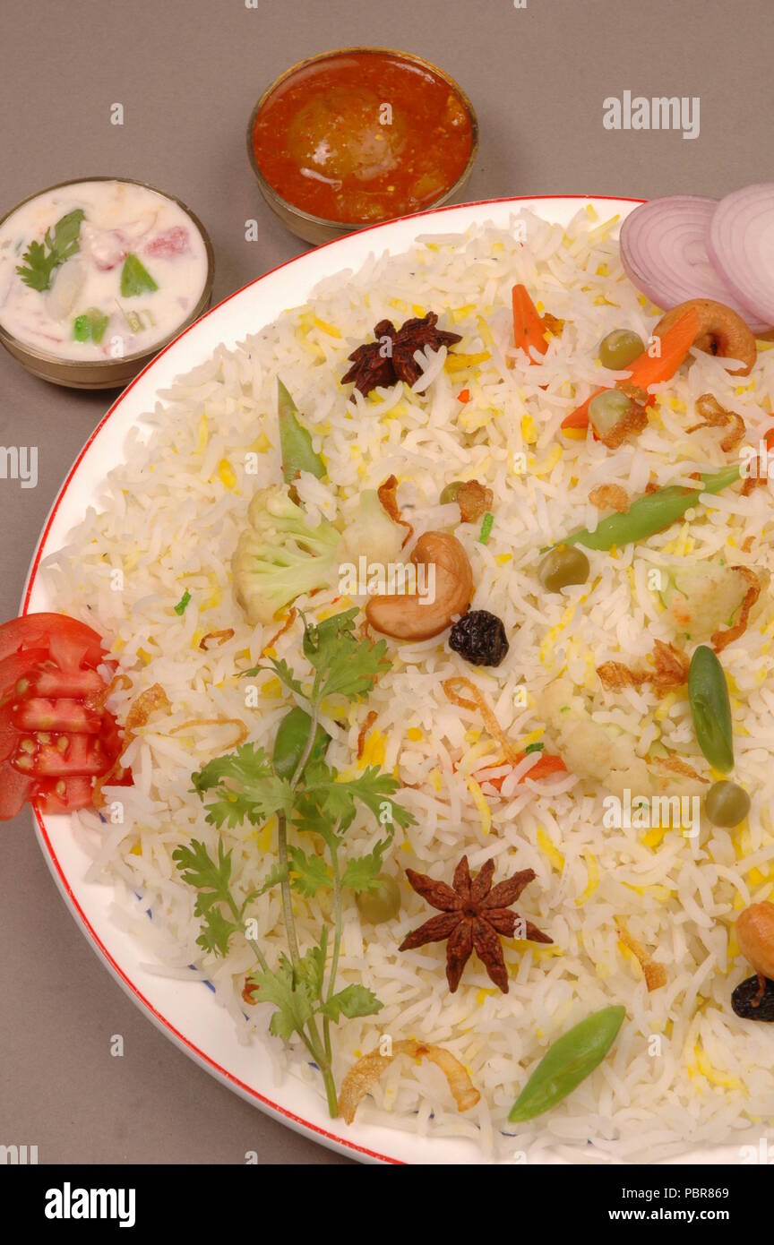 Biriyani traditional hi-res stock photography and images - Alamy