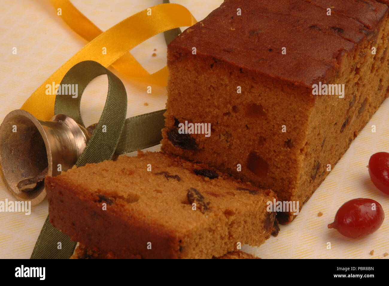 India christmas cake hi-res stock photography and images - Alamy