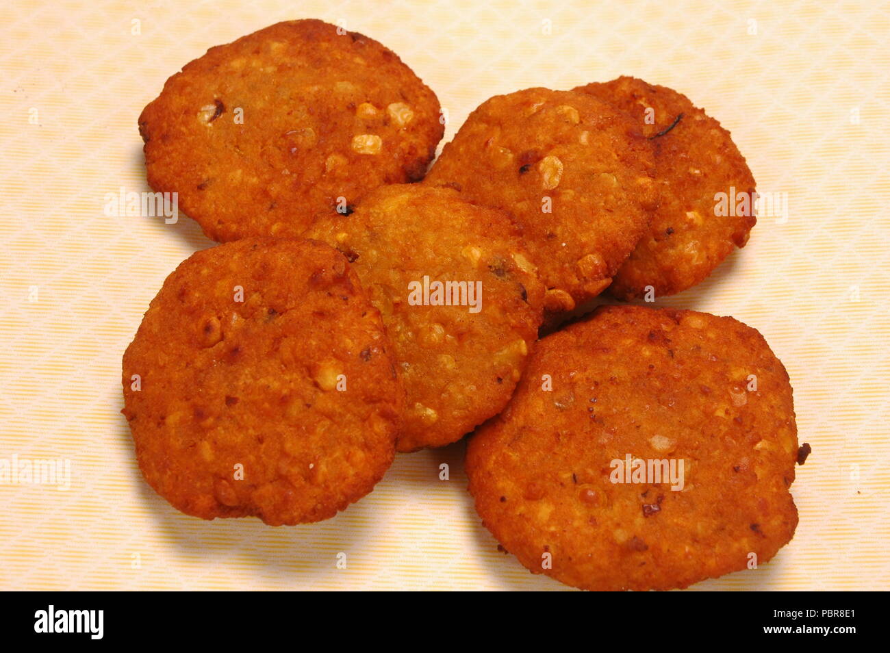 Parippu vada hi-res stock photography and images - Alamy