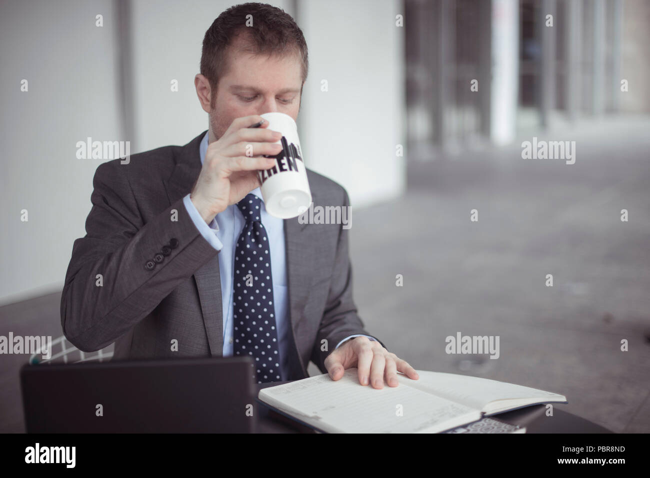 Focused in his work hi-res stock photography and images - Alamy