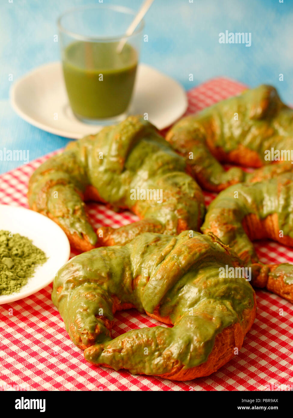 Matcha croissant hi-res stock photography and images - Alamy