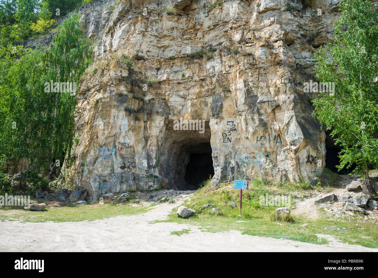 Old abandoned adit hi-res stock photography and images - Alamy