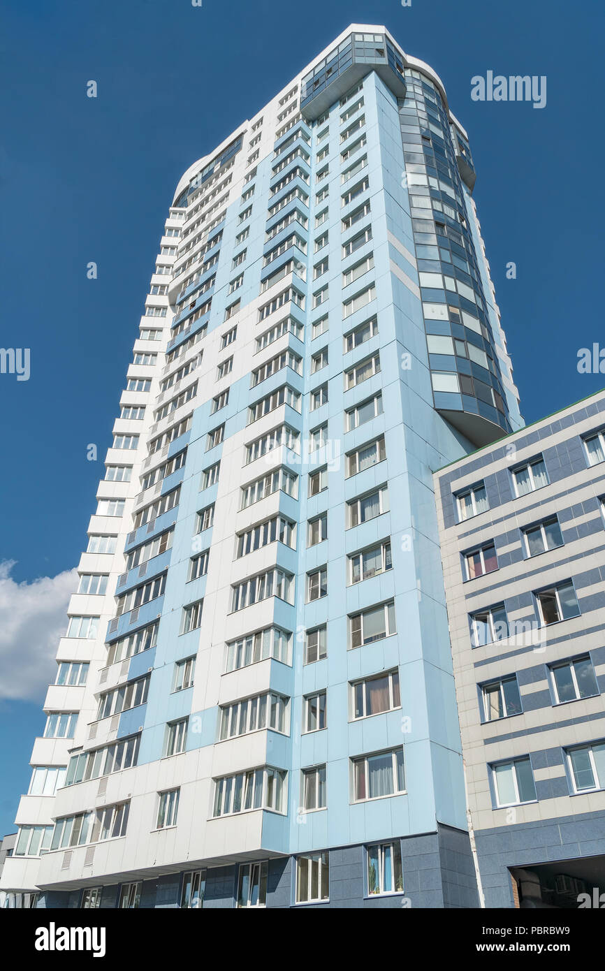 Bottom view of a high-rise building Stock Photo - Alamy