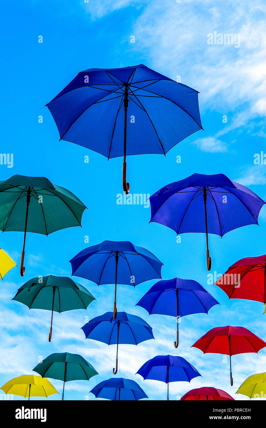 Floating in thin air hi-res stock photography and images - Alamy