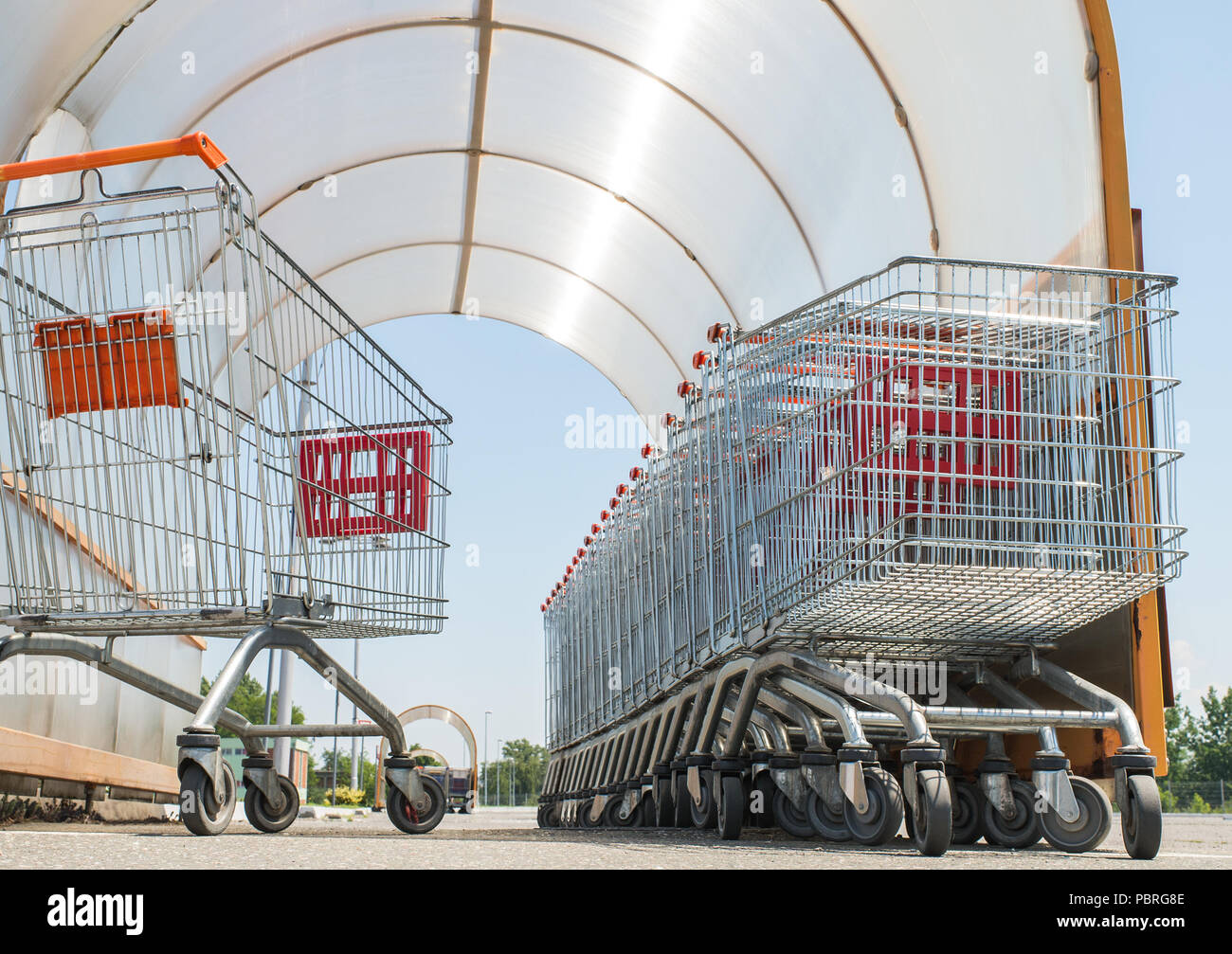 Shopping carts on a parking lot Stock Photo - Alamy