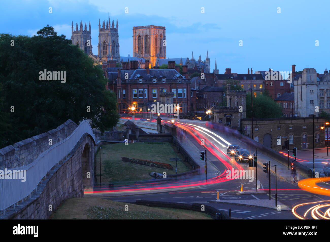 York city uk night hi-res stock photography and images - Alamy