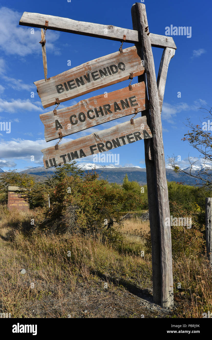 Weather wooden sign hi-res stock photography and images - Alamy