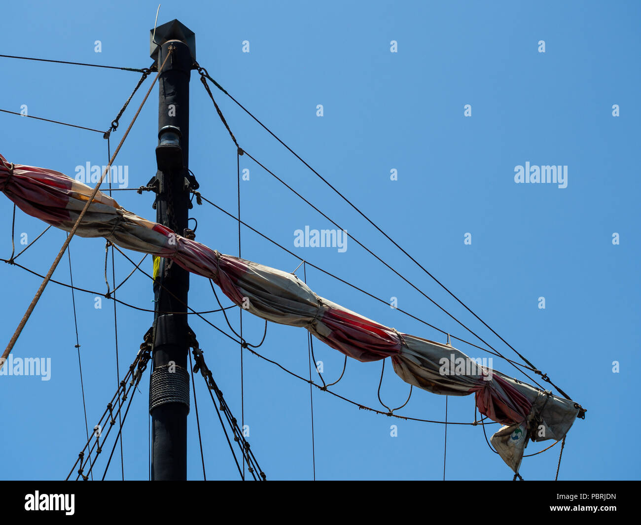 Rolled up mast sail hi-res stock photography and images - Alamy