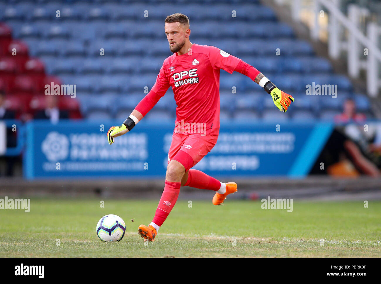 Huddersfield Town's Ben Hamer Stock Photo - Alamy