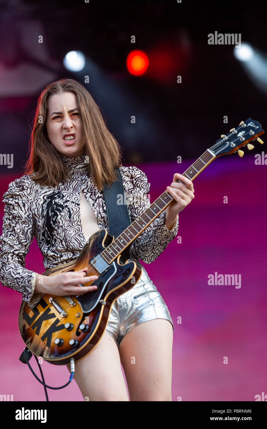 Haim performing live on the 1st day of Rock in Rio Lisboa 2018 ...