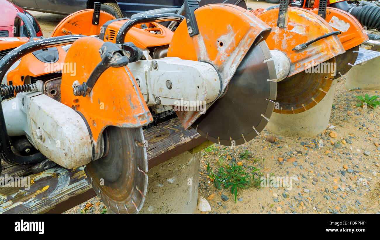 Industrial tool, cutting machine circle saw cutting concrete tool ...