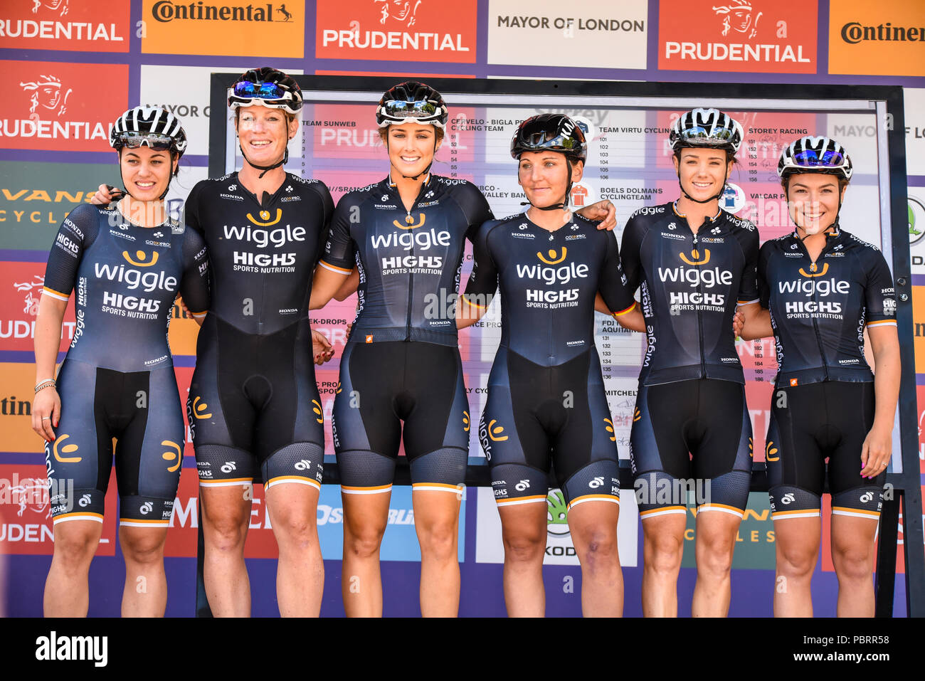 Team Wiggle High5 Prudential RideLondon Classique women. Kirsten Wild ...