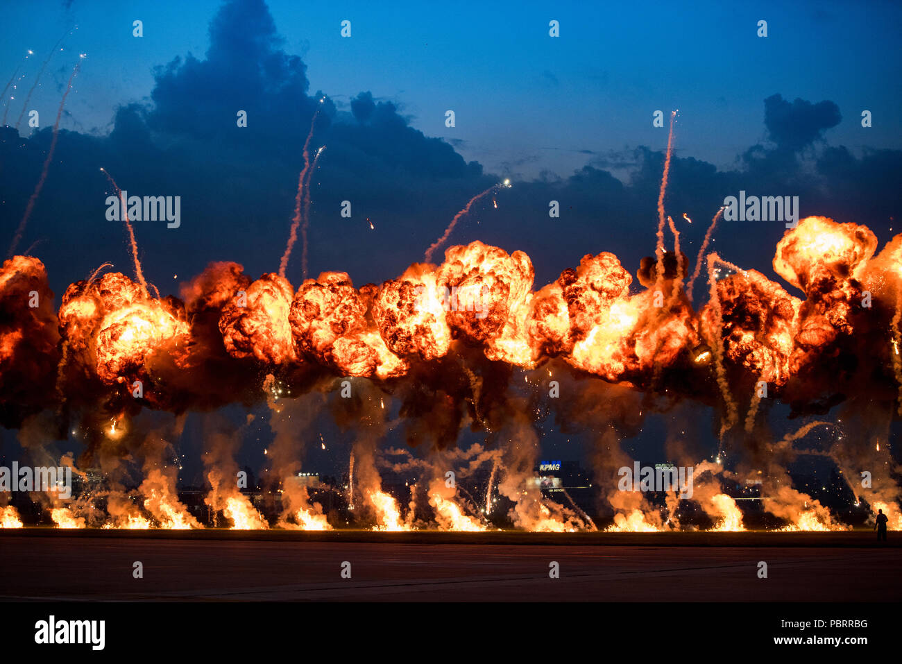 Explosion fire plume hi-res stock photography and images - Alamy