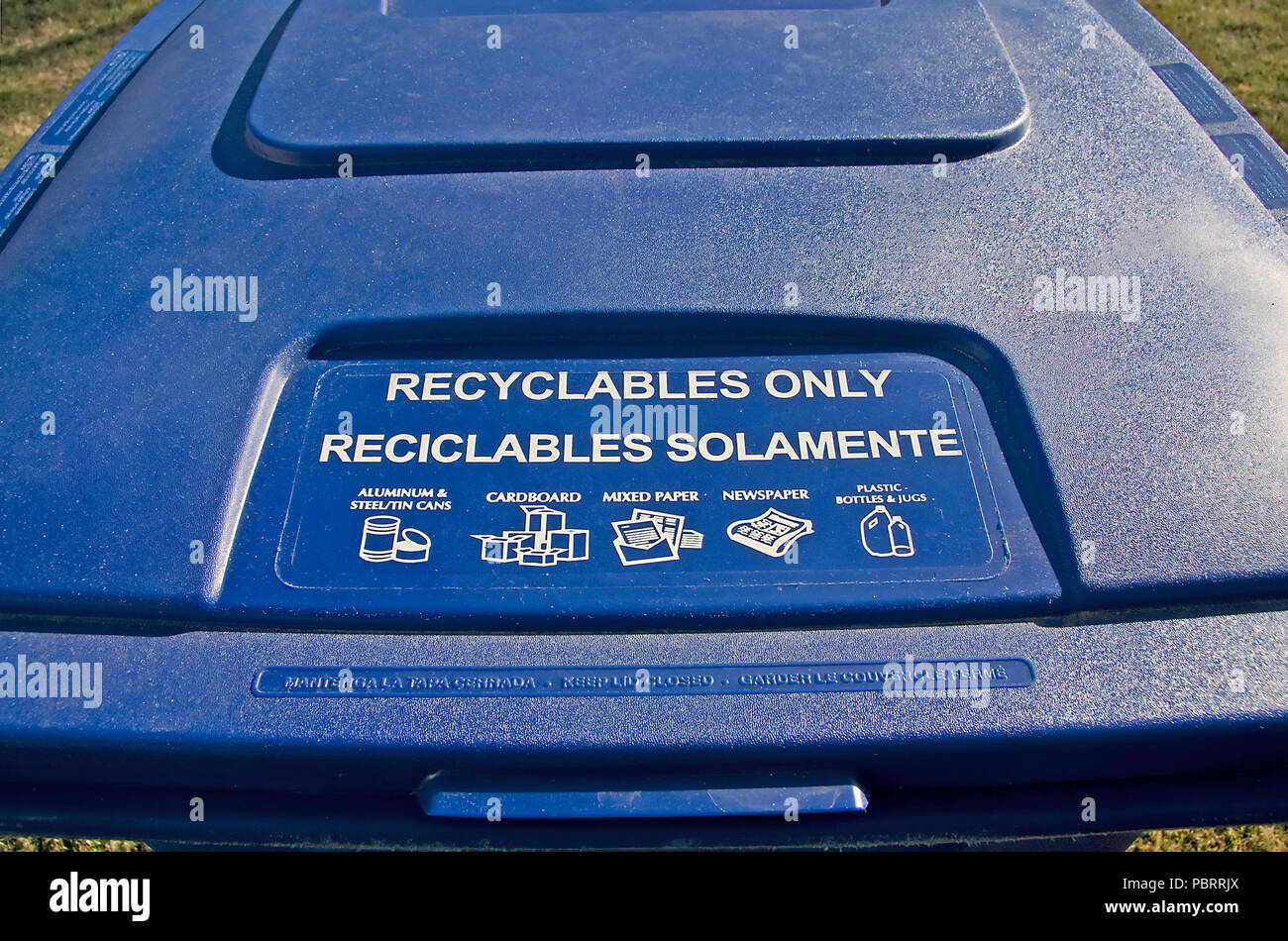 Reciclables hi-res stock photography and images - Alamy