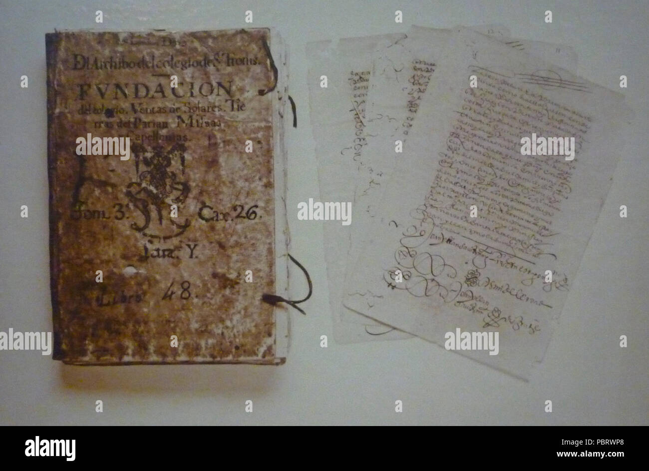 Acta Fundacion de Santo Tomas, 1611 Stock Photo - Alamy Acta Fundacion de Santo Tomas, 1611 Stock Photo - Alamy