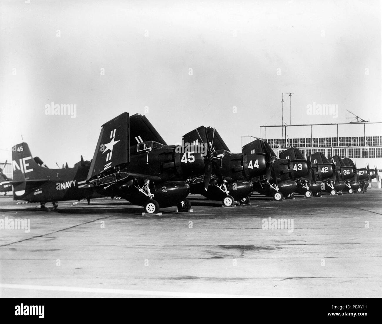 Quonset point hi-res stock photography and images - Alamy