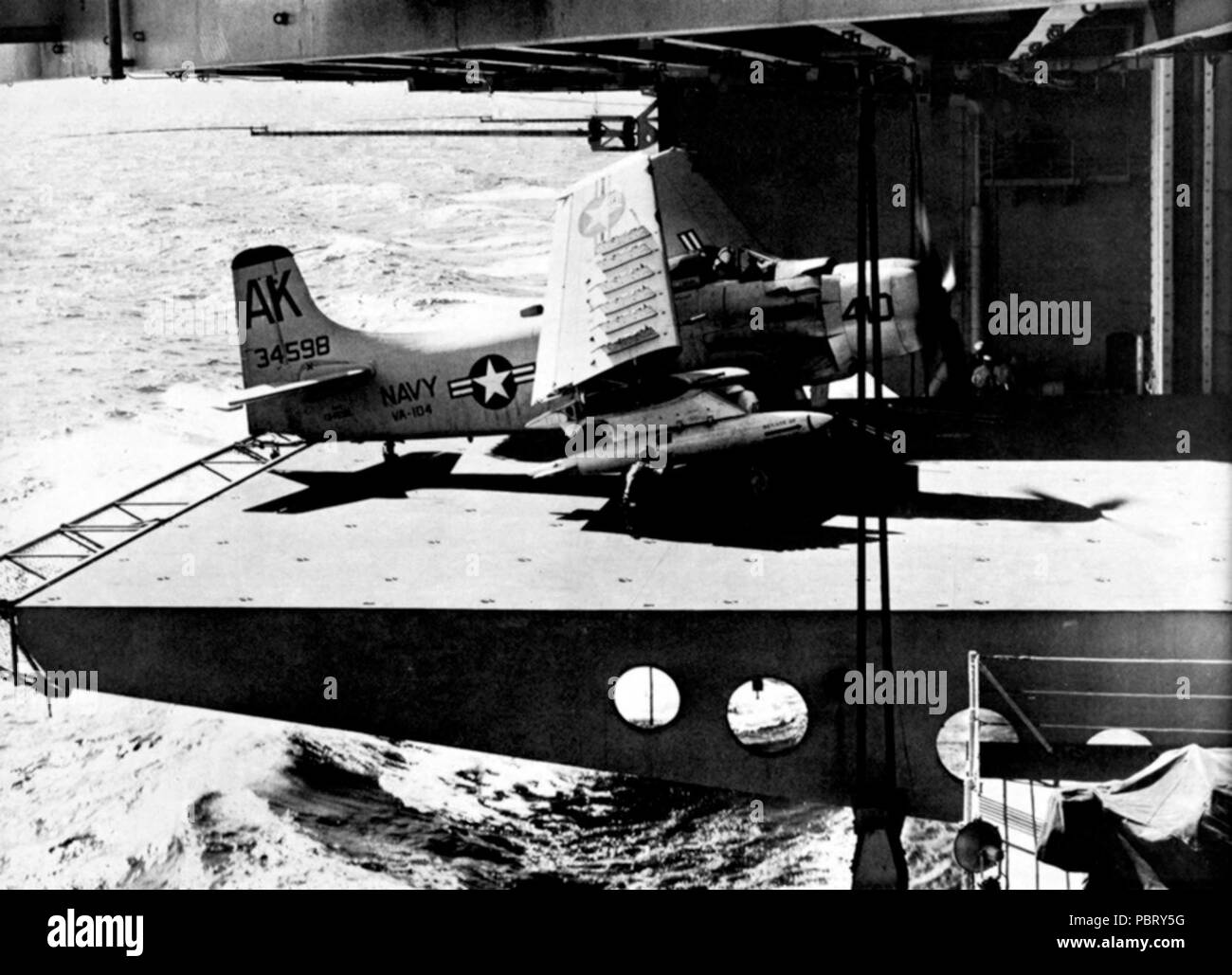 Uss forrestal cva 59 Black and White Stock Photos & Images - Alamy