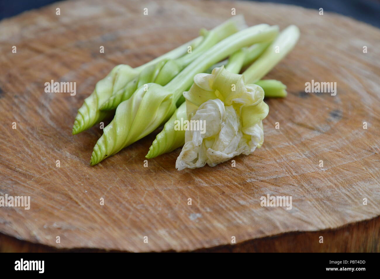 Chinese chopping block hi-res stock photography and images - Alamy