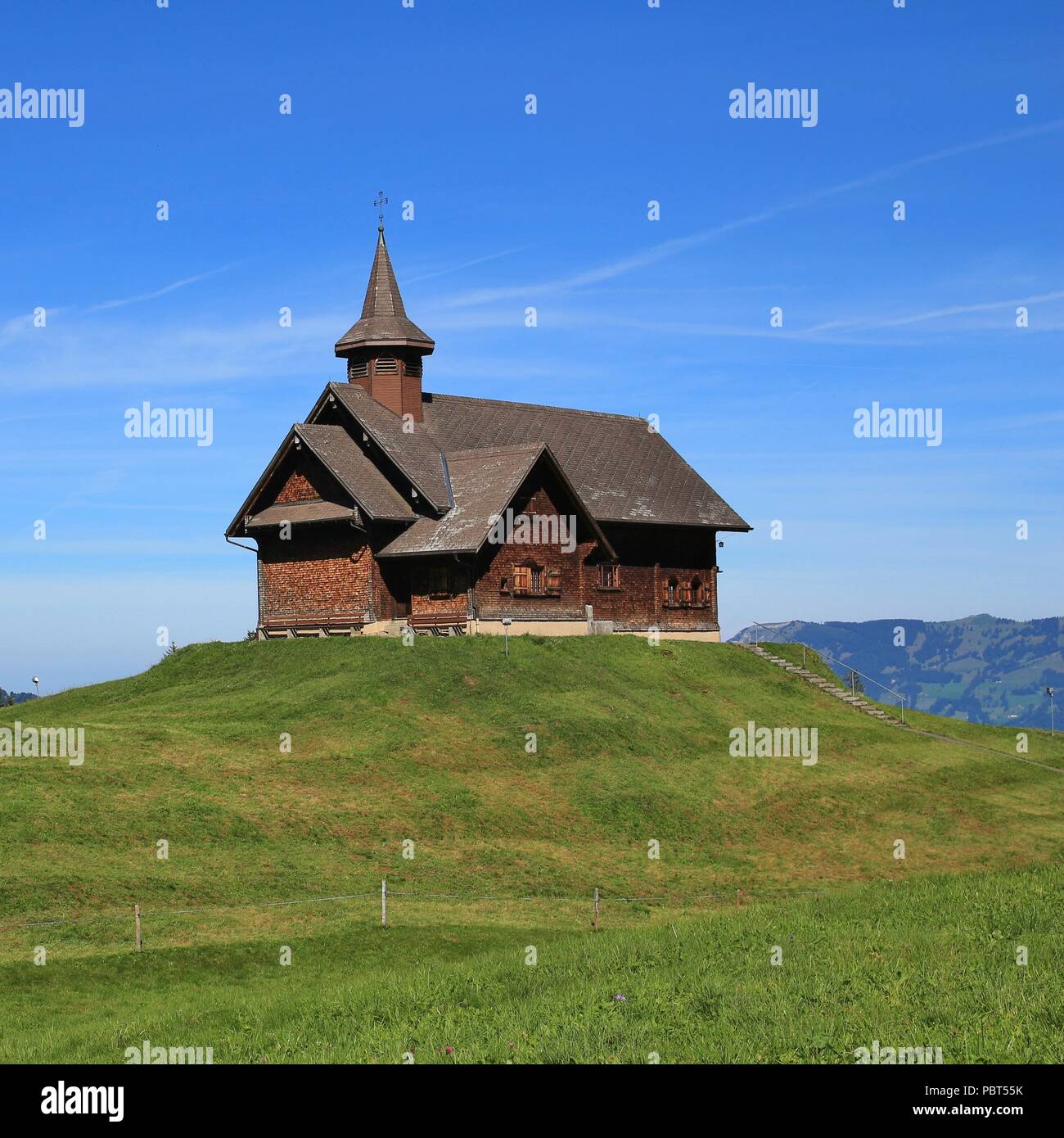 Timber chapel hi-res stock photography and images - Alamy