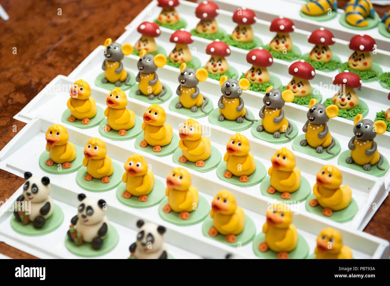 Marzipan figures hi-res stock photography and images - Alamy