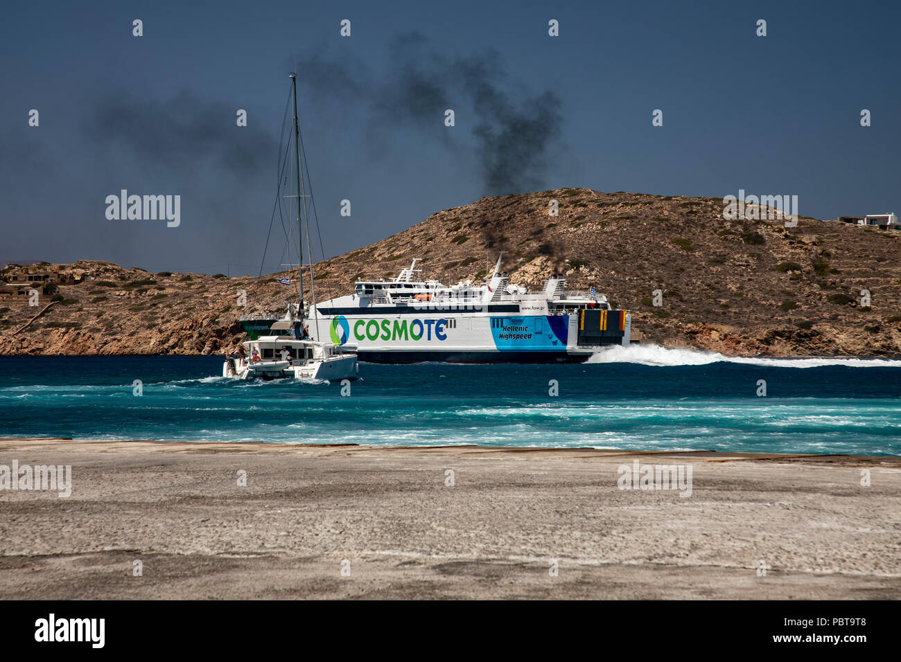 Gialos beach ios cyclades greece hi-res stock photography and images - Alamy