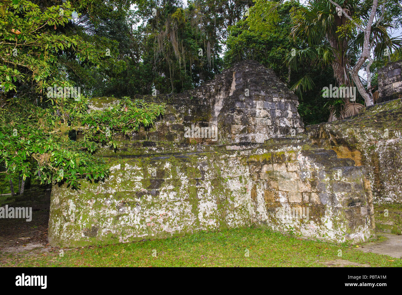 Mayan civilization architecture in Lost World (Mundo Perdido ...