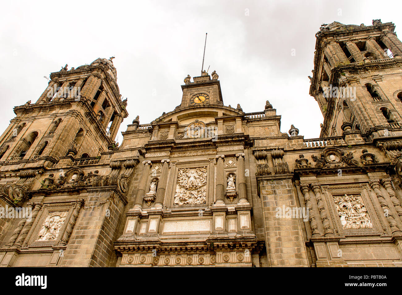 Mexico City Cathedral, is largest church in the Americas and a seat of ...