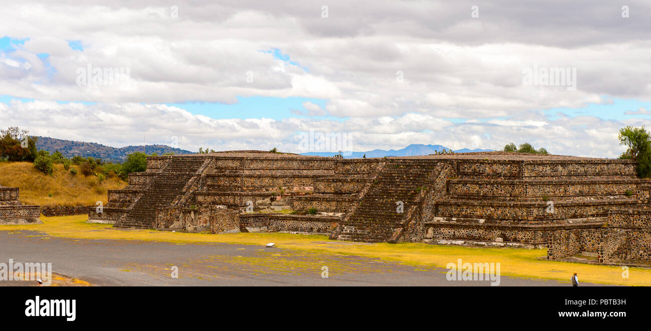 Pyramids of Teotihuacan, site of many Mesoamerican pyramids built in ...