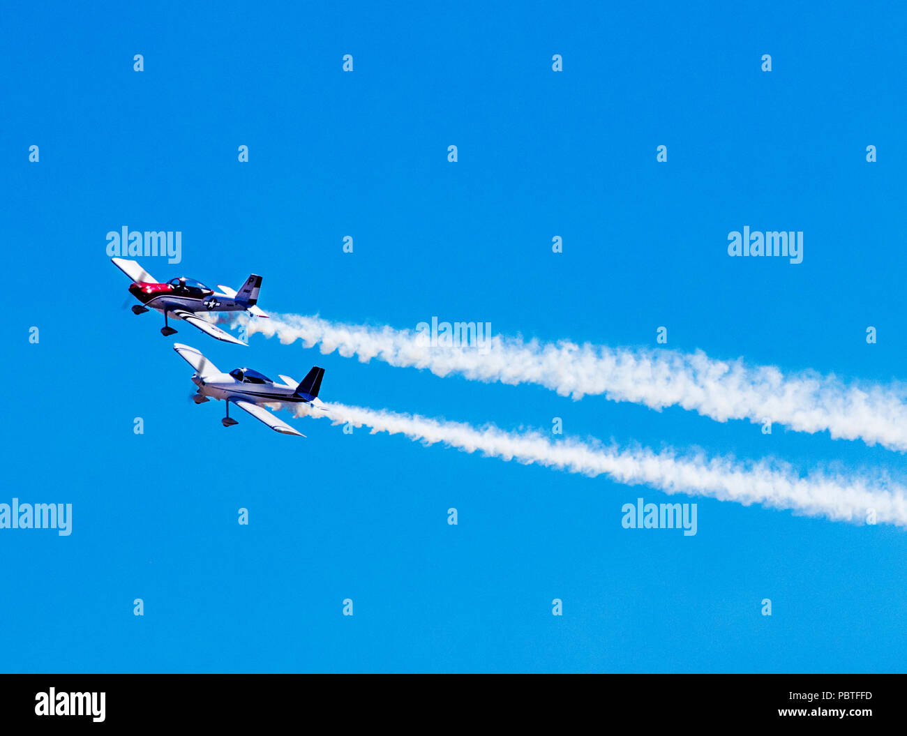 Van's Aircraft RV-8; Rocky Mountain Renegades Formation flying team ...