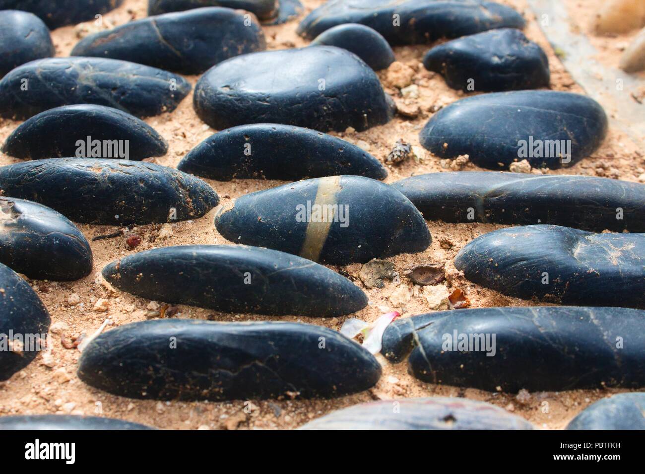 Pebble mosaic in garden hi-res stock photography and images - Alamy
