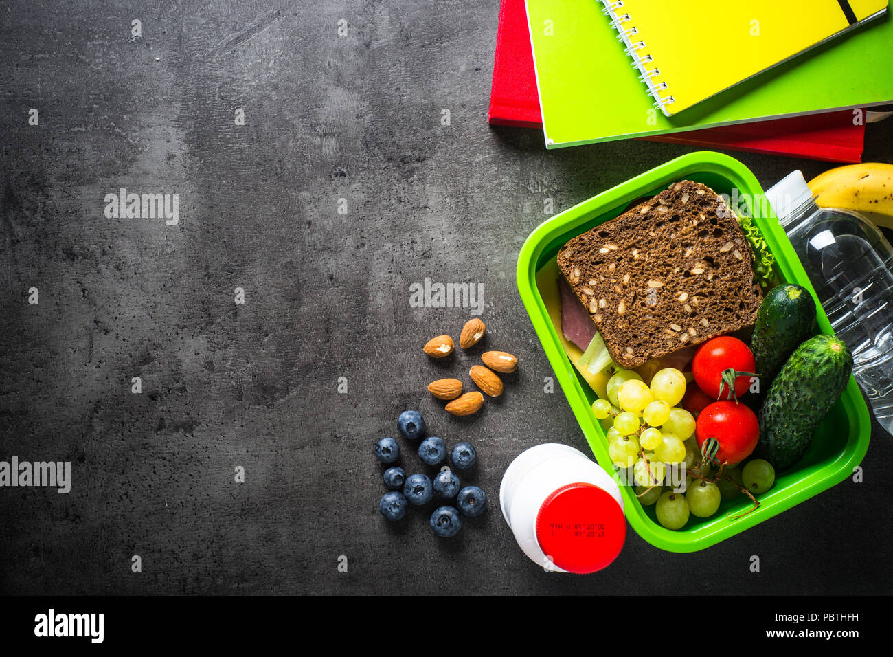 School lunch box hi-res stock photography and images - Alamy