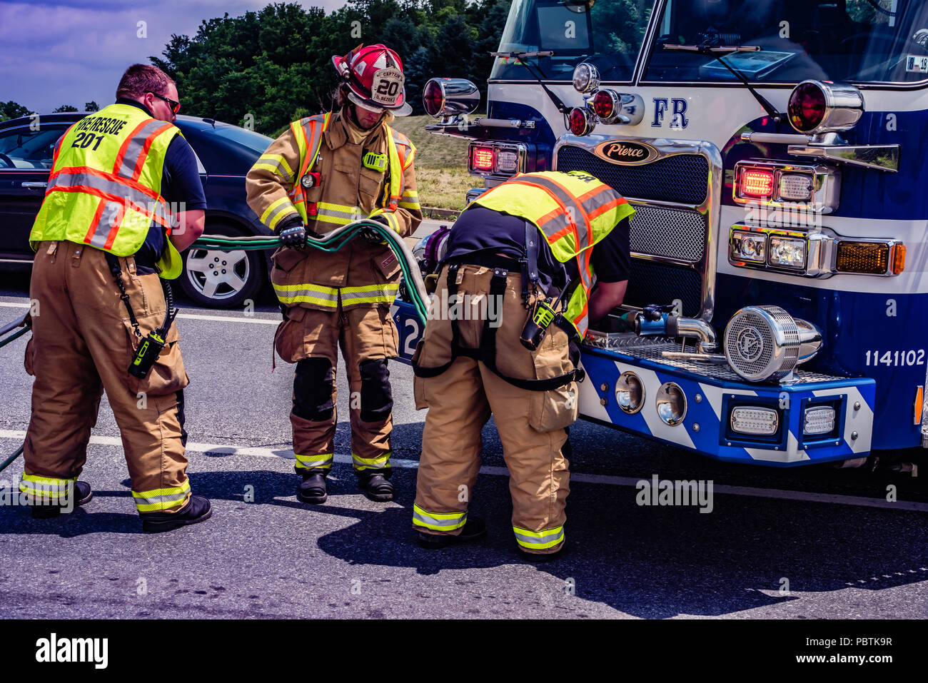 Car crash major accident scene hi-res stock photography and images - Alamy