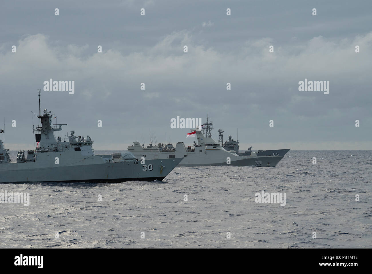 180726-N-ZA692-0043 PACIFIC OCEAN (July 26, 2018) Royal Malaysian Navy ...
