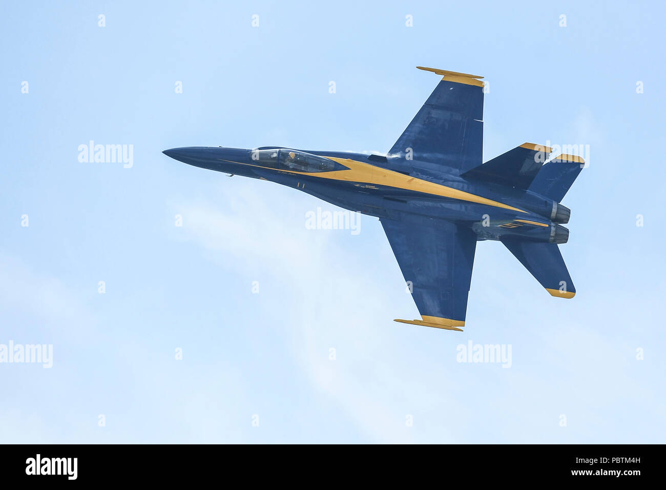 180728-N-VH385-00 FARGO, N.D. (July 28, 2018) - The U.S. Navy flight ...