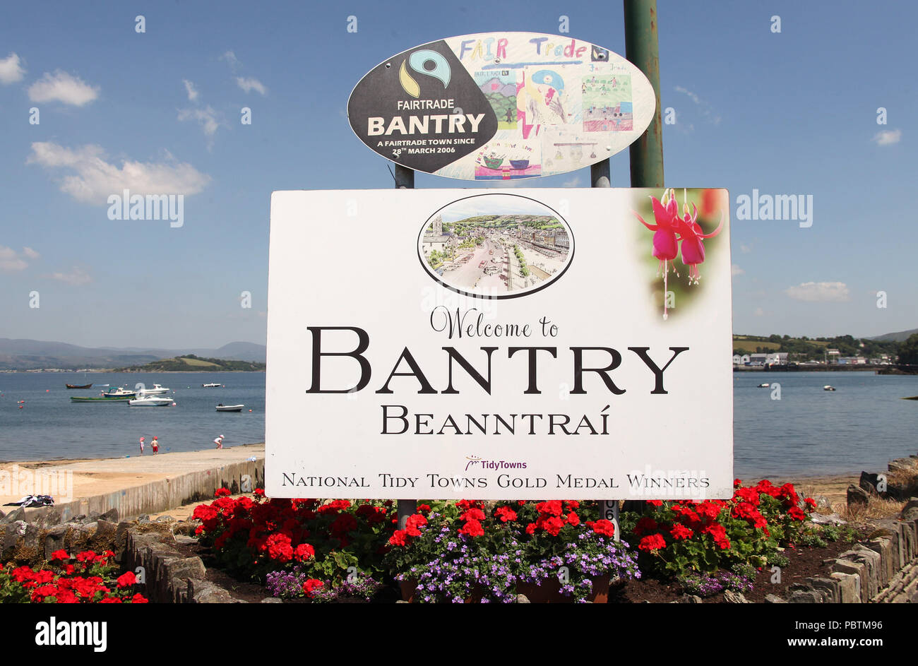 Welcome to Bantry sign in County Cork Stock Photo - Alamy