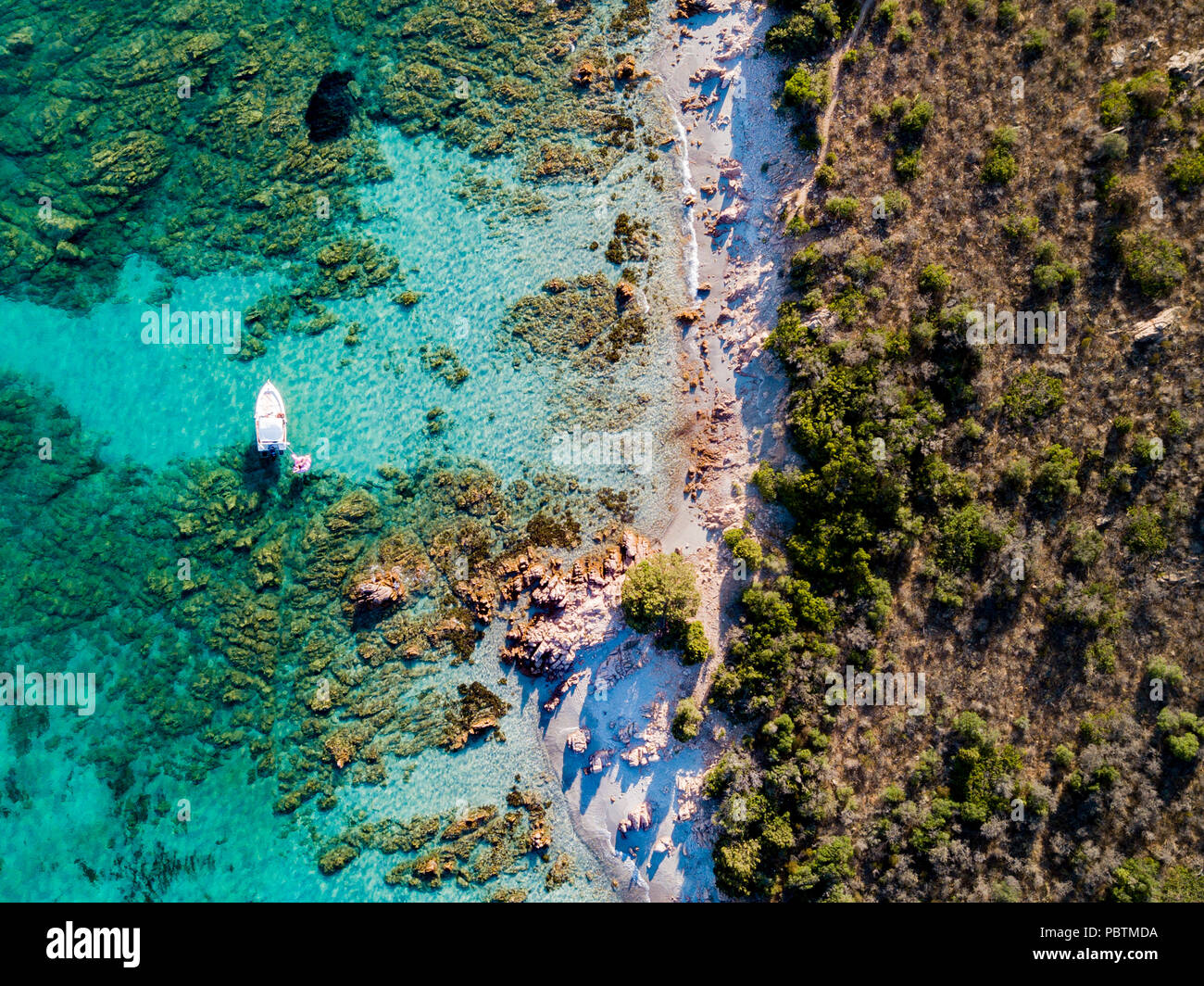 Rubber dinghy on beach hi-res stock photography and images - Alamy