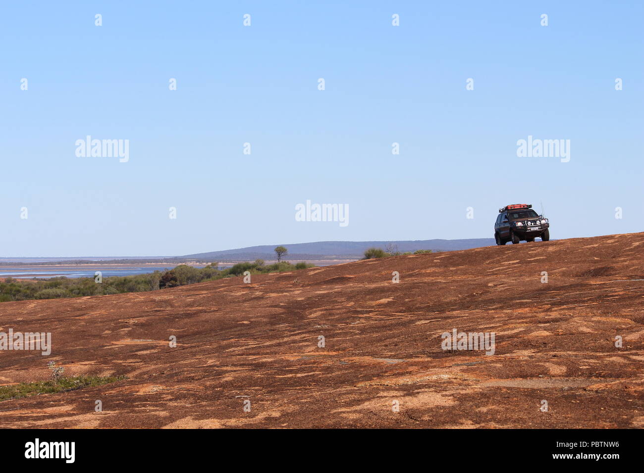 4 wheel driving in Western Australian outback Stock Photo - Alamy