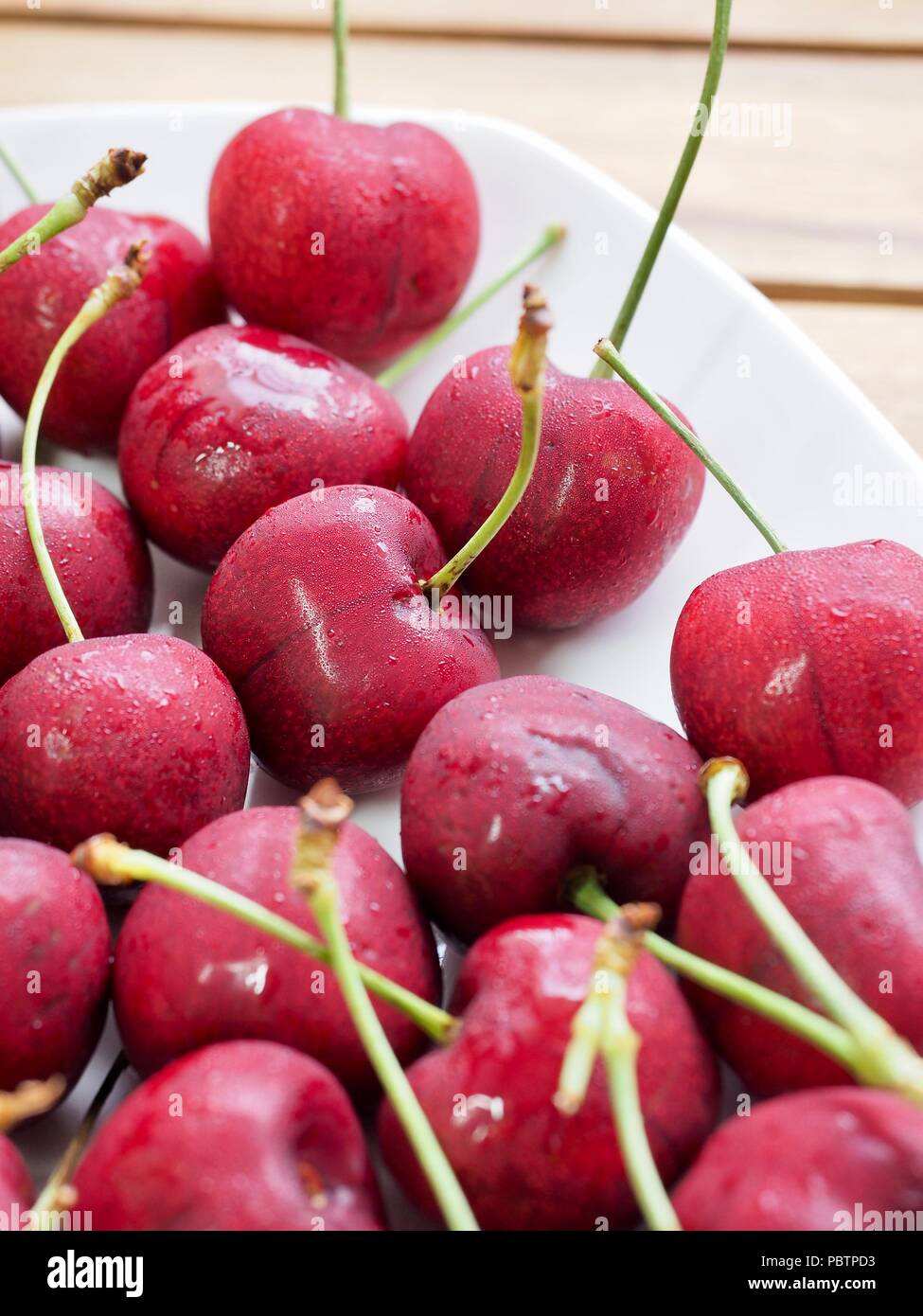 Fresh Organic Fruit Cherry Stock Photo - Alamy