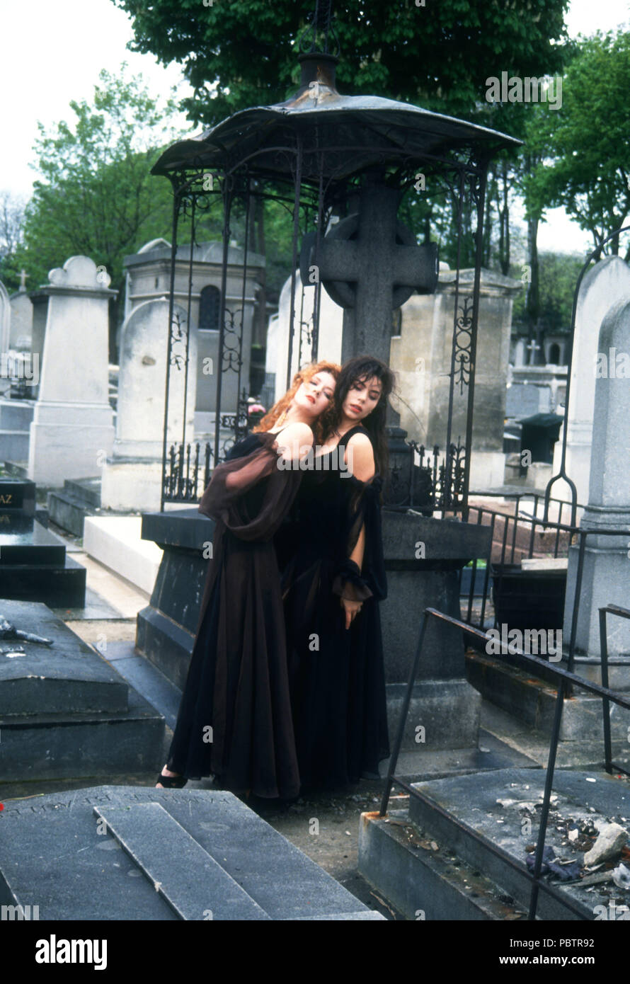 PARIS, FRANCE - APRIL 25: (EXCLUSIVE) Dancers Michelle Rudy and Kristie ...