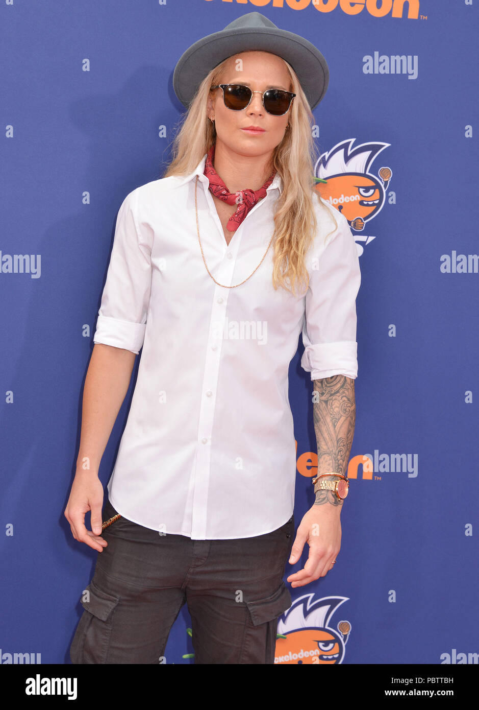 Ashlyn harris 067 red carpet event hi-res stock photography and images ...
