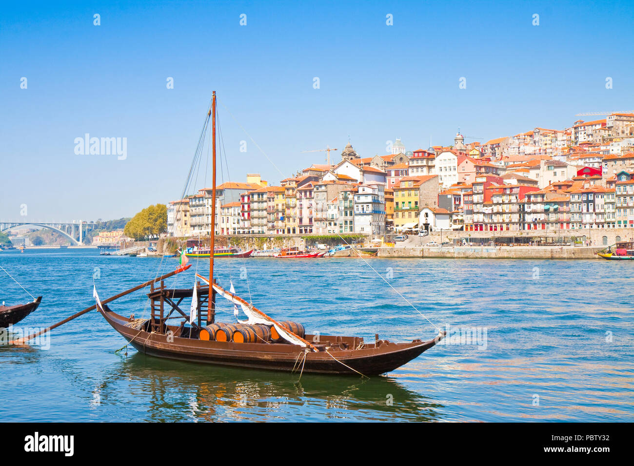 Portuguese boats hi-res stock photography and images - Alamy