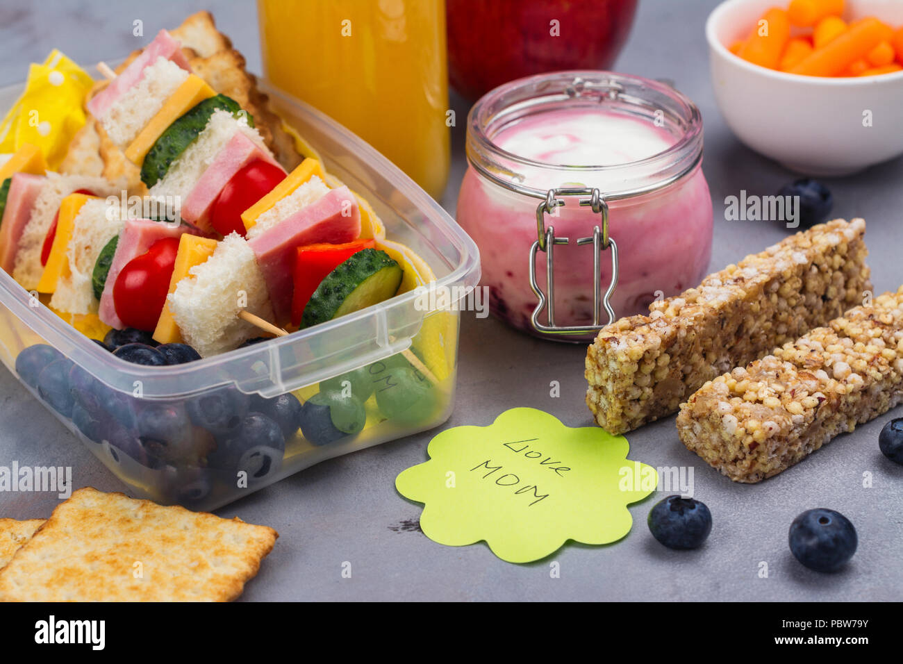 School lunch box Stock Photo - Alamy